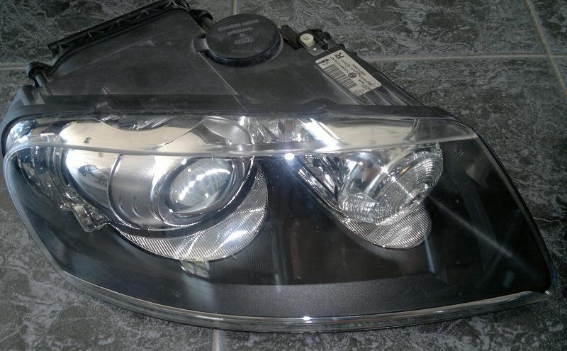 Svetlo Touareg 7L6941017BN 7L6941018AP - Náhradné diely Michalovce - Na ...